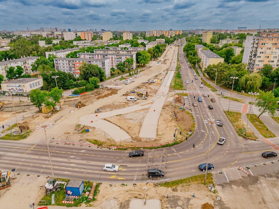 Remont Śmigłego-Rydza w Łodzi. Widać fundamenty pod nowe torowisko [ZDJĘCIA]. Galeria zdjęć: 4/8 ...