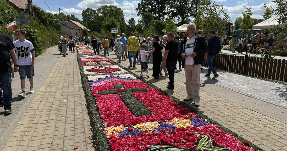 Niezwykła propozycja na Boże Ciało w Łódzkiem. Kwiatowe dywany w ...