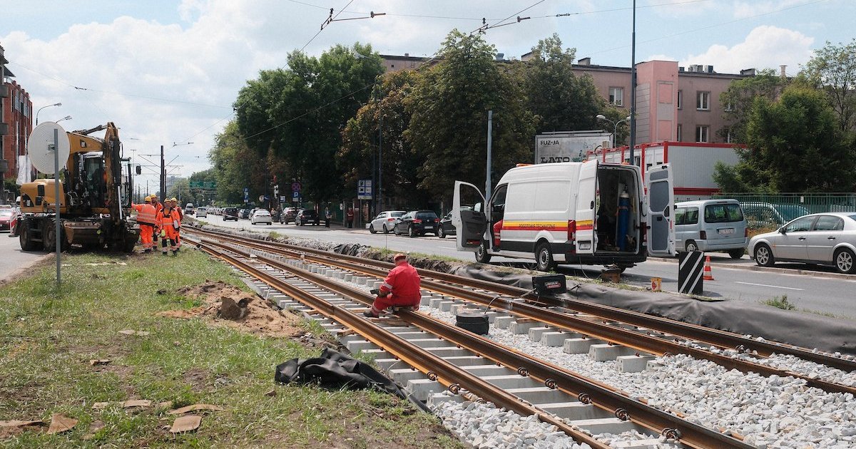 Remont torowiska na Żeromskiego w Łodzi. Zmiana trasy zastępczego autobusu MPK Łódź: ŁÓDŹ.PL