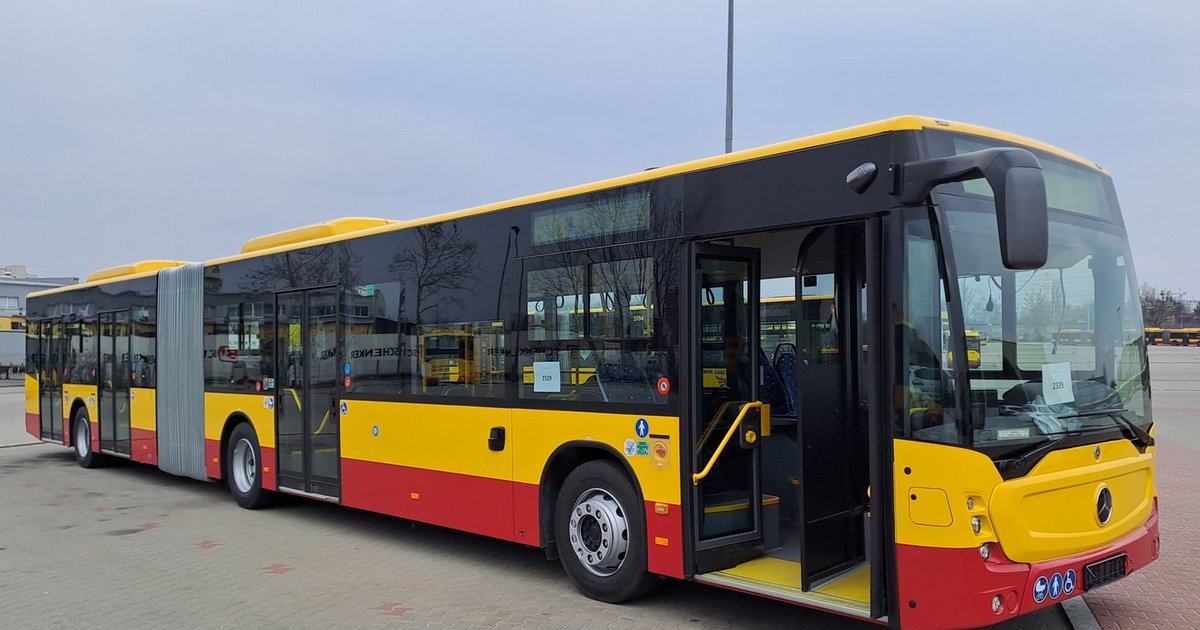Nowe autobusy MPK Łódź. Pierwsze z 52 nowoczesnych mercedesów są już w ...