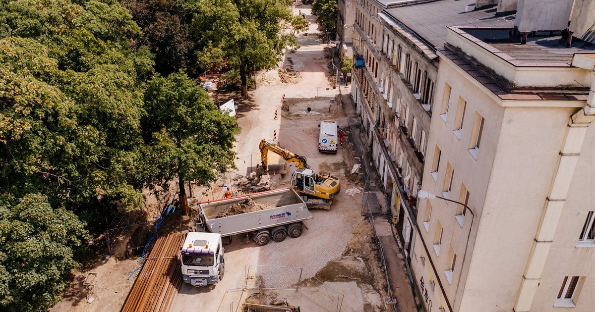 Jak idzie remont Przybyszewskiego? Zaglądamy na plac budowy [ZDJĘCIA Z DRONA]: ŁÓDŹ.PL